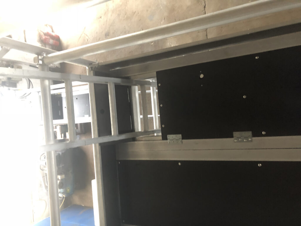 Extension Ladder 4.8m w Support | Worksafe Scaffolding